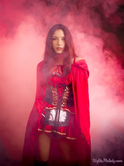 melodyyuna Photos, Galleries and Videos