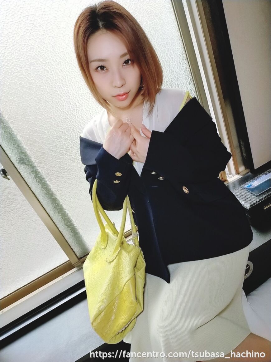 Tsubasa Hachino プライベート・ストーリーズ、ビデオ、メッセージ Fancentro